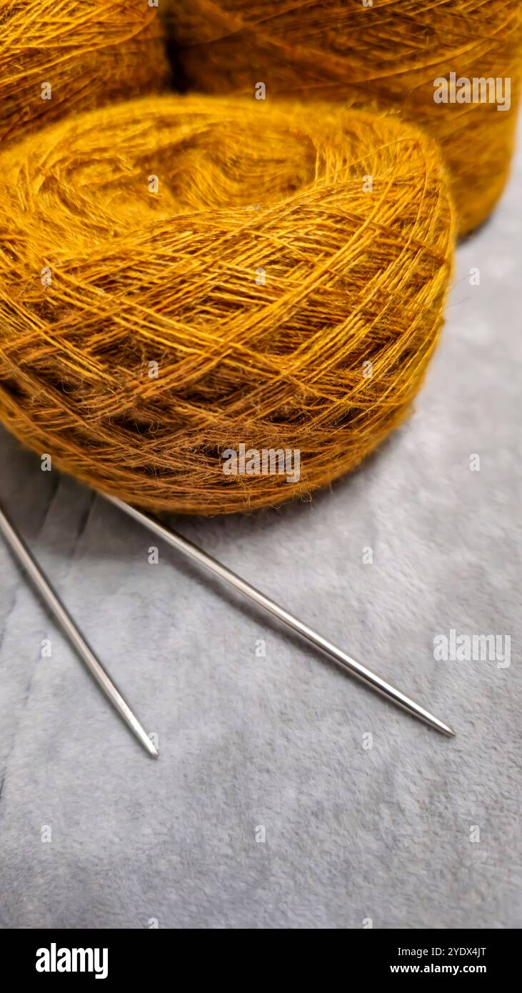 Orange threads for handicrafts. Selecting a color palette for knitting ...