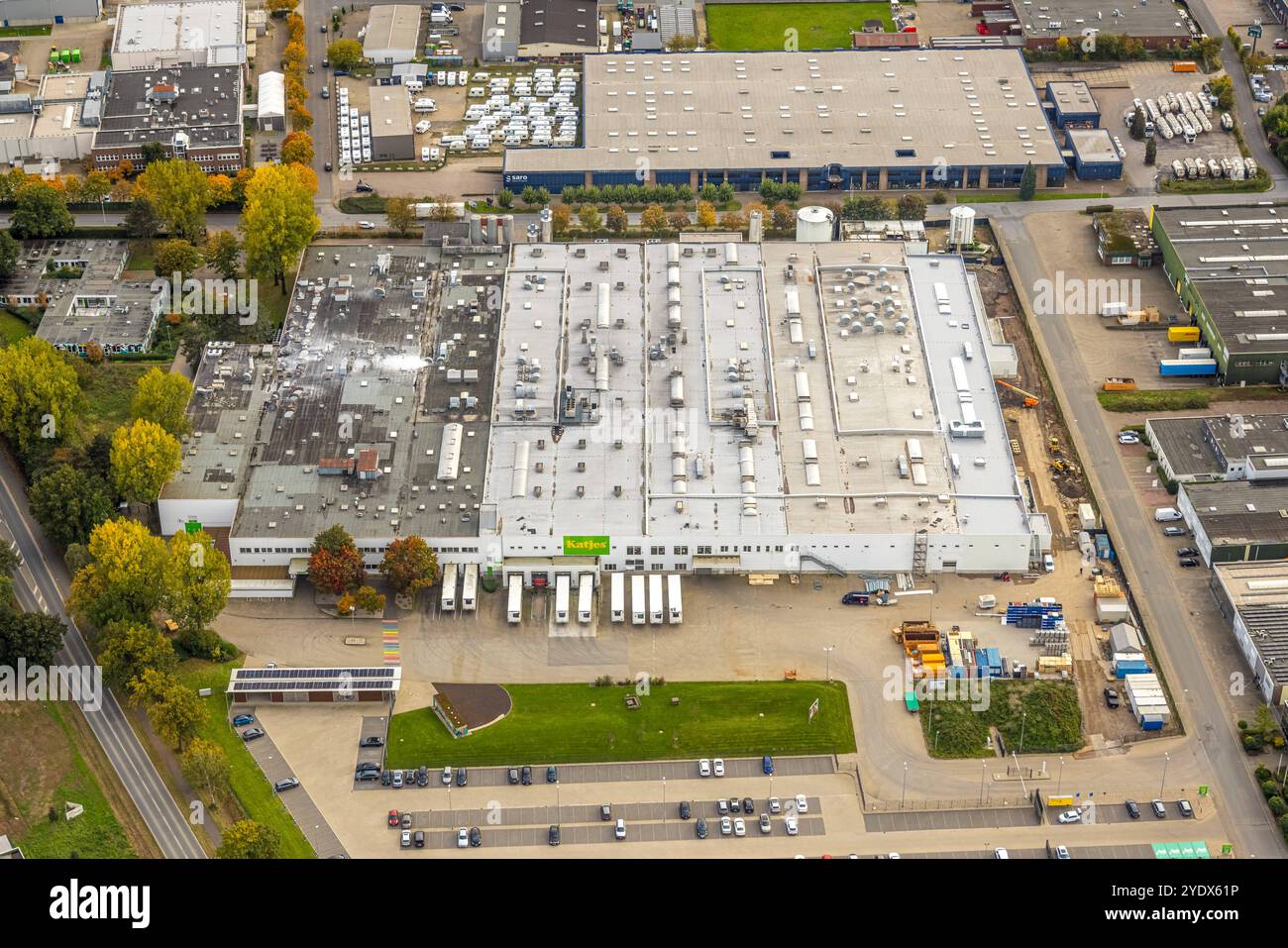 Dechant sprunken strasse hi-res stock photography and images - Alamy