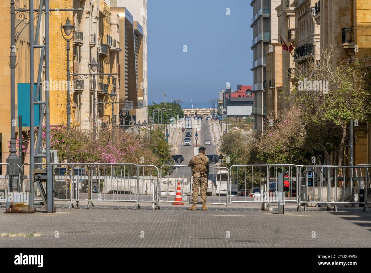 The Lebanon army soldier on the guard at Beirut downtown, a Lebanese ...