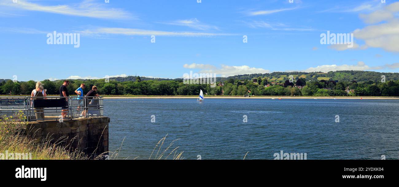View point across Lisvane & Llanishen Reservoirs, Summer 2024 Stock ...