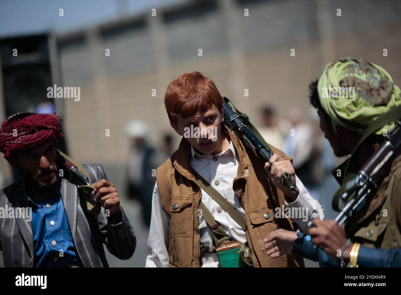 Houthi fighters and hi-res stock photography and images - Alamy