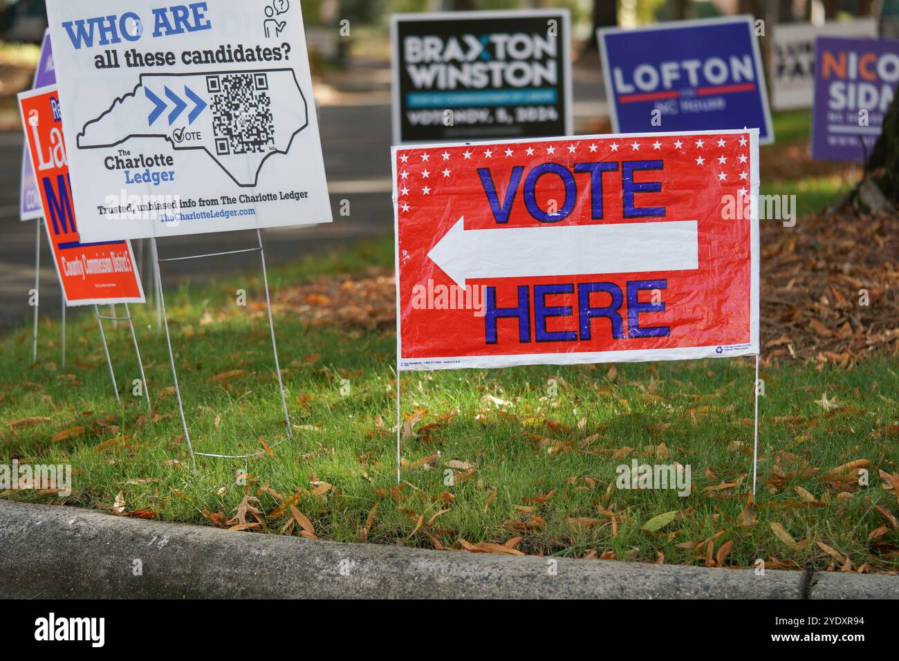 Political candidate signs hi-res stock photography and images - Alamy