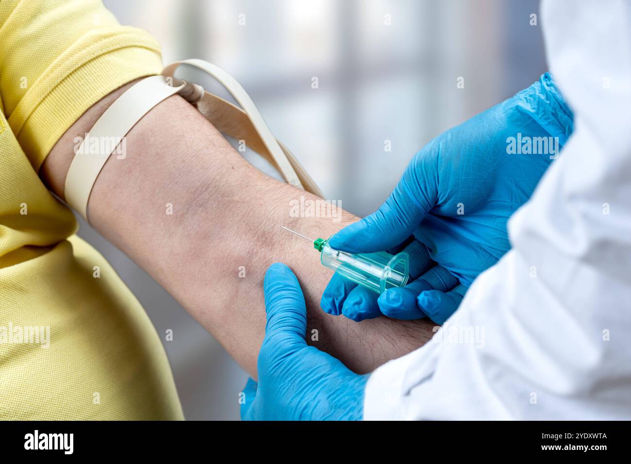 Person taking a blood sample. Blood test 016414 022 Stock Photo - Alamy
