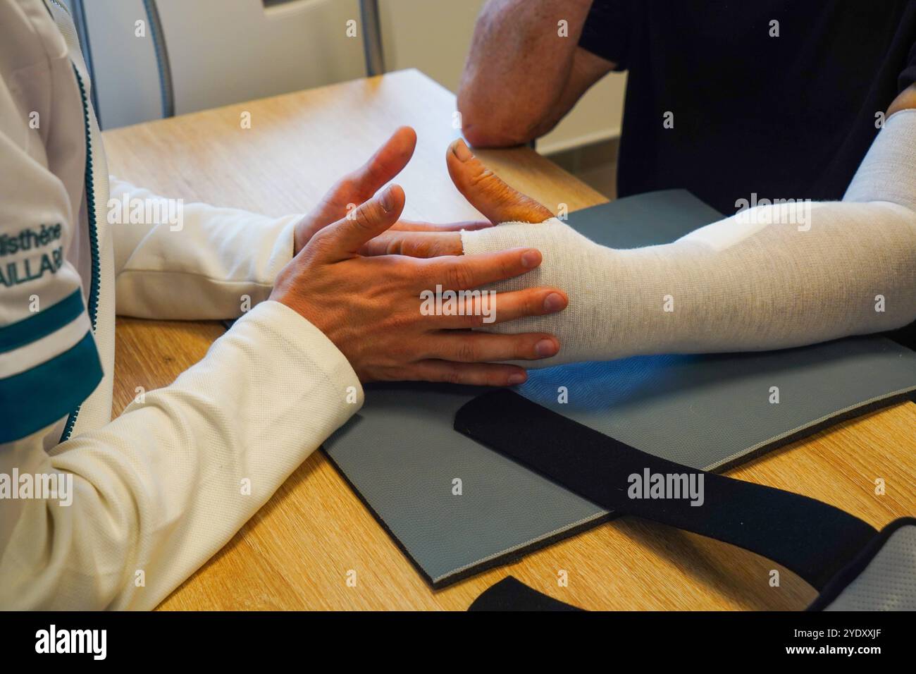 Physiotherapy center specializing in hand, elbow and shoulder ...