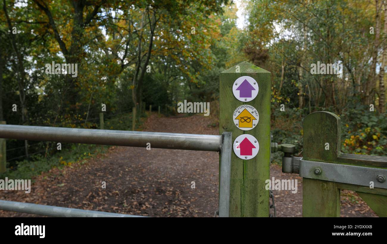 Footpath signs on Kniver Edge. Staffordshire. UK. Autumn. 2024 Stock ...