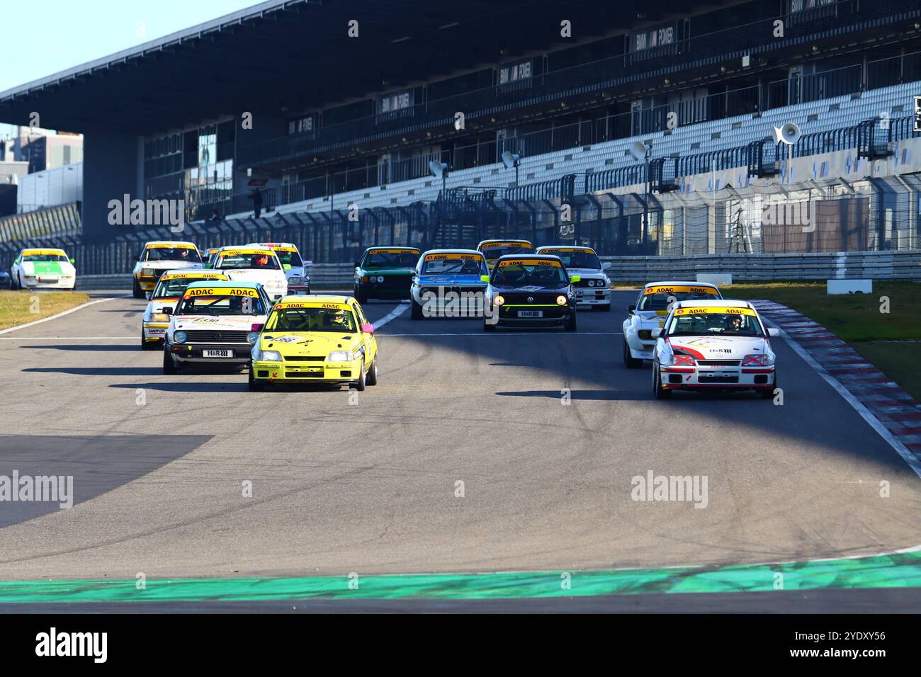 Start zum Rennen Motorsport, ADAC Youngtimer Trophy, "Schwedenkreuz ...