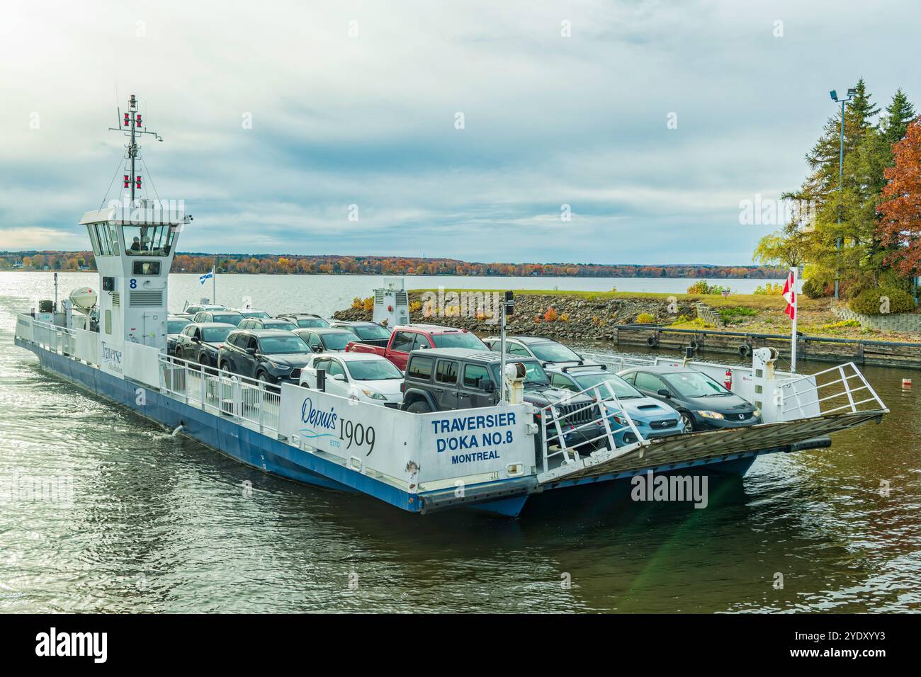 Oka Ferry #8 docking Stock Photo - Alamy