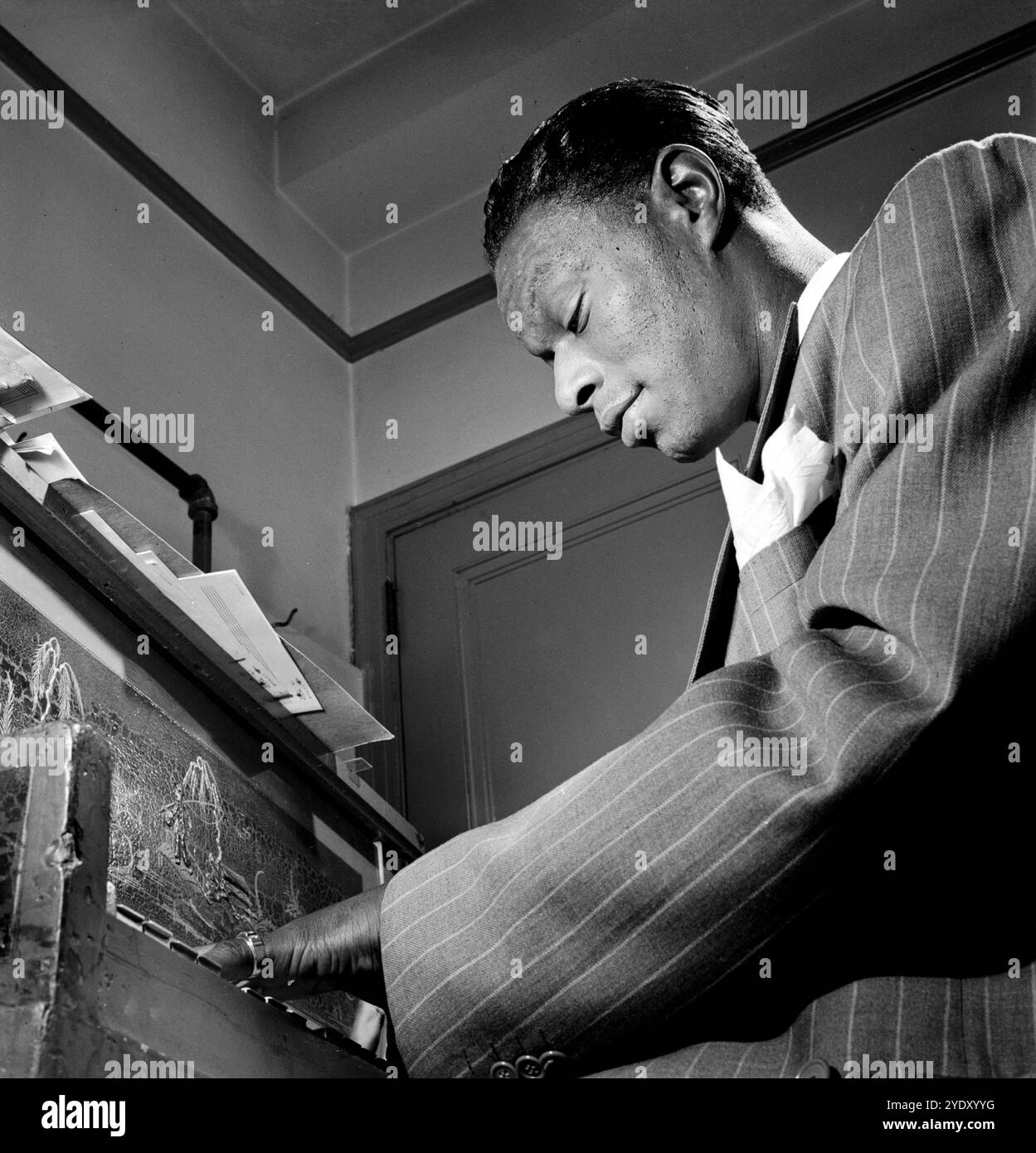 1940s jazz piano Black and White Stock Photos & Images - Alamy