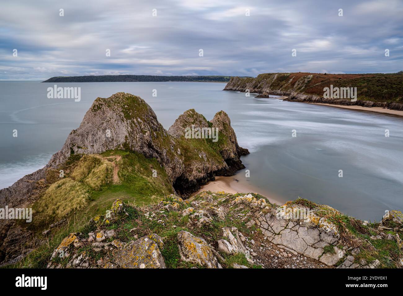 Cliffs sandy hi-res stock photography and images - Alamy