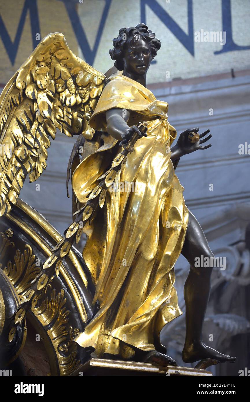 Vatican City, Vatican. 27th Oct, 2024. The statue of an angel of the ...