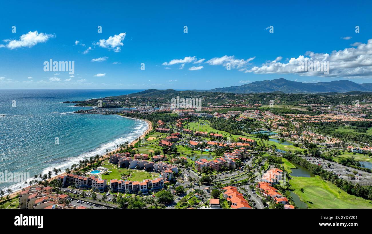 Oceanfront meeting hi-res stock photography and images - Alamy