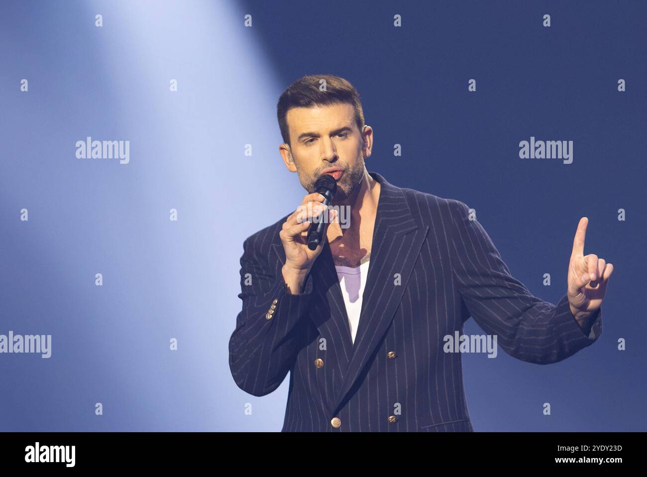 Dortmund Schlagersaenger Jay Kahn beim Auftritt in der ARD ...