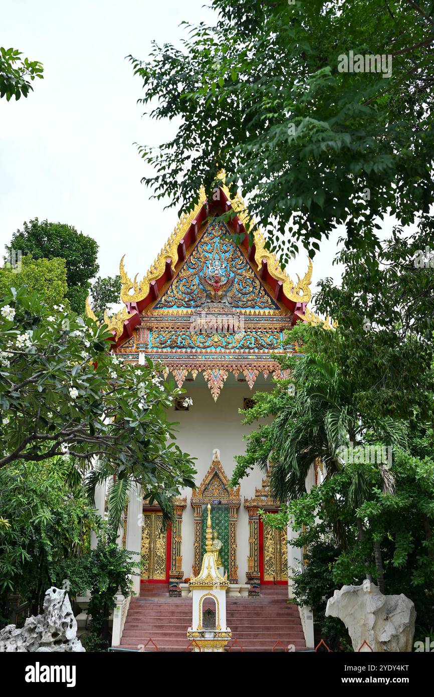 Buddha Temple - Wat Pomkaew, Mae Klong, Mueang Samut Songkhram District ...