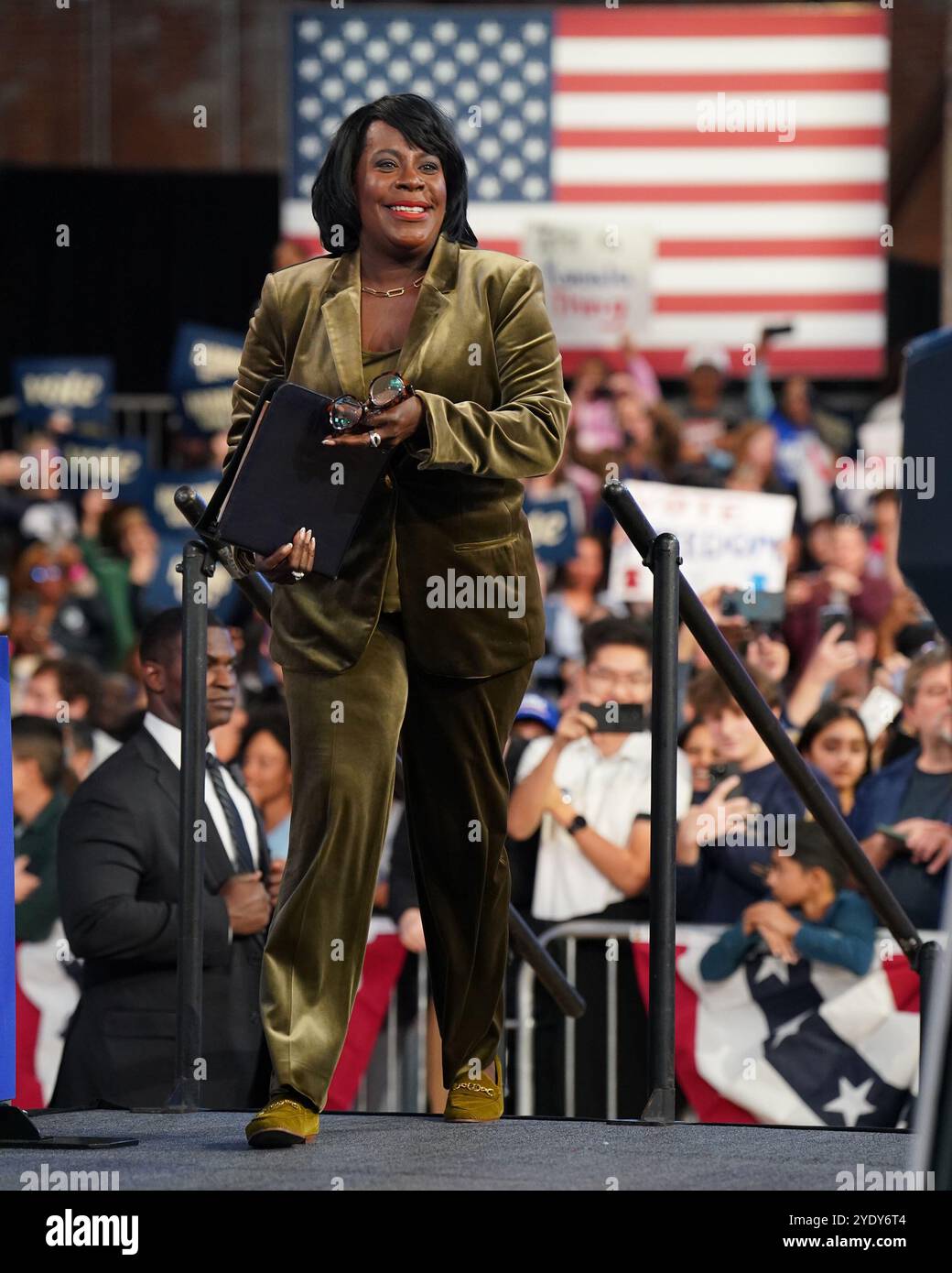 Pa. 27th Oct, 2024. Cherelle Parker in attendance for Kamala Harris ...