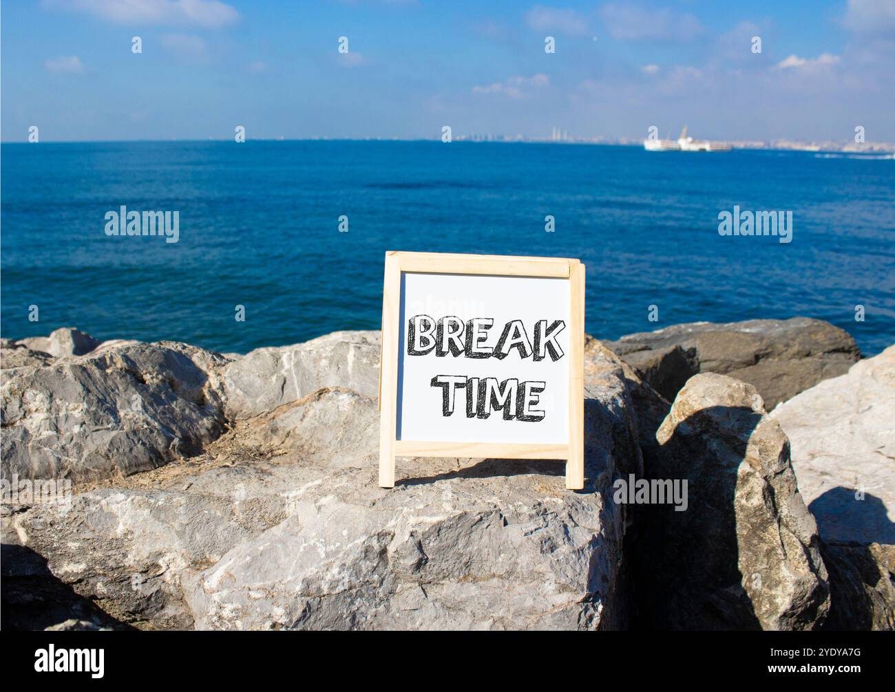 Break Time symbol. Break Time white chalk blackboard. Beautiful sea ...