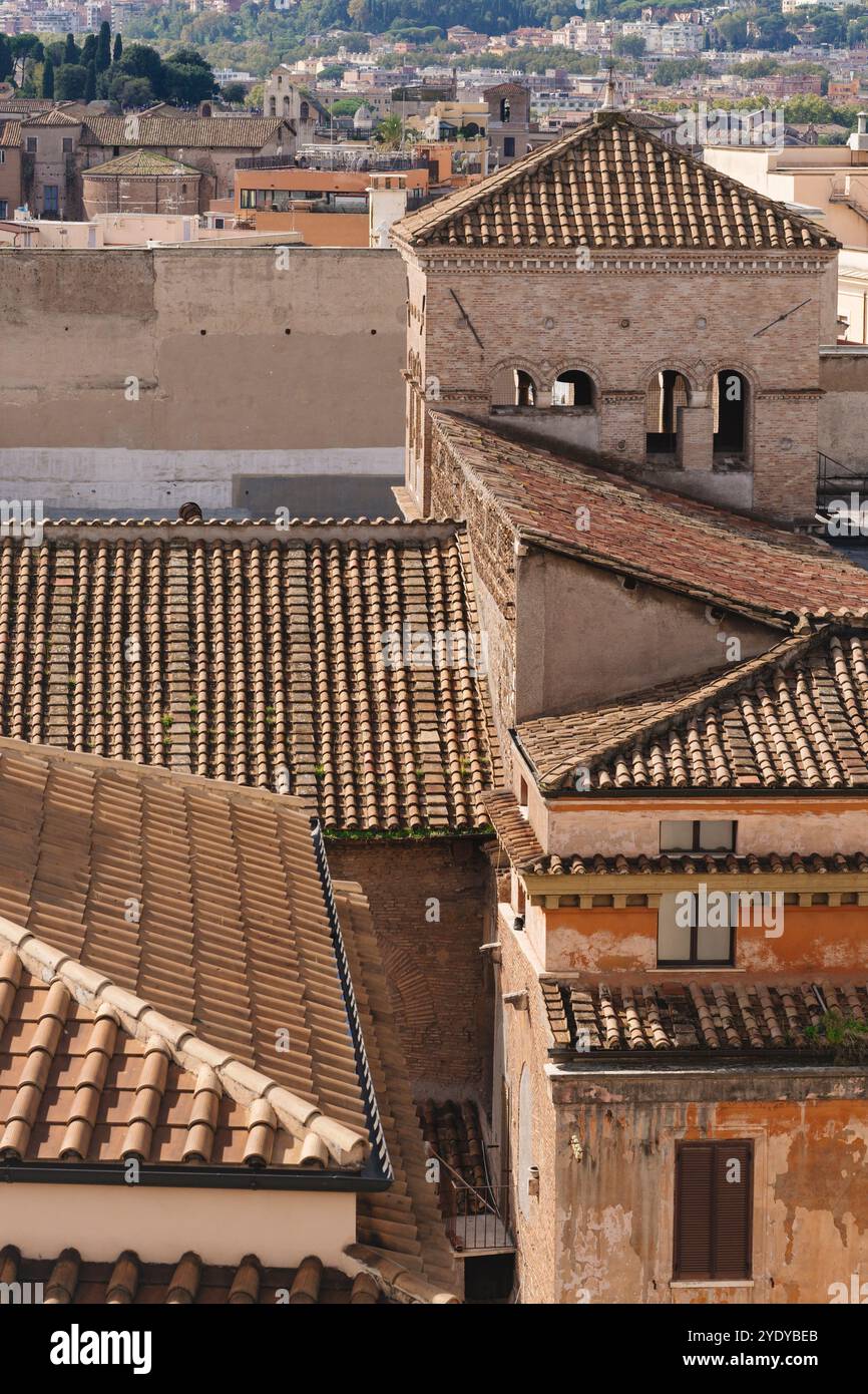 Rooftops rome italy roofs hi-res stock photography and images - Alamy