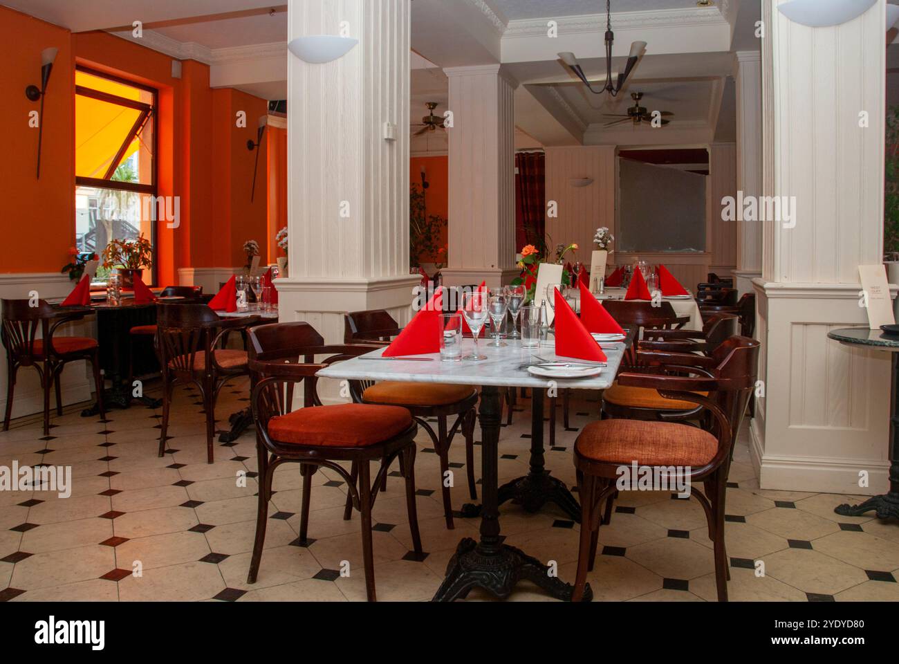 Tiled tables hi-res stock photography and images - Alamy