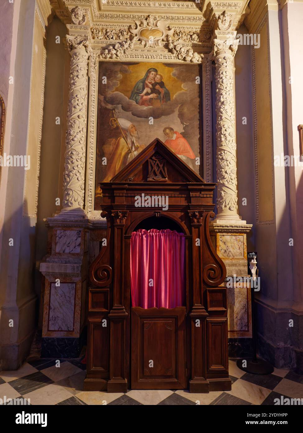 Box church hi-res stock photography and images - Alamy