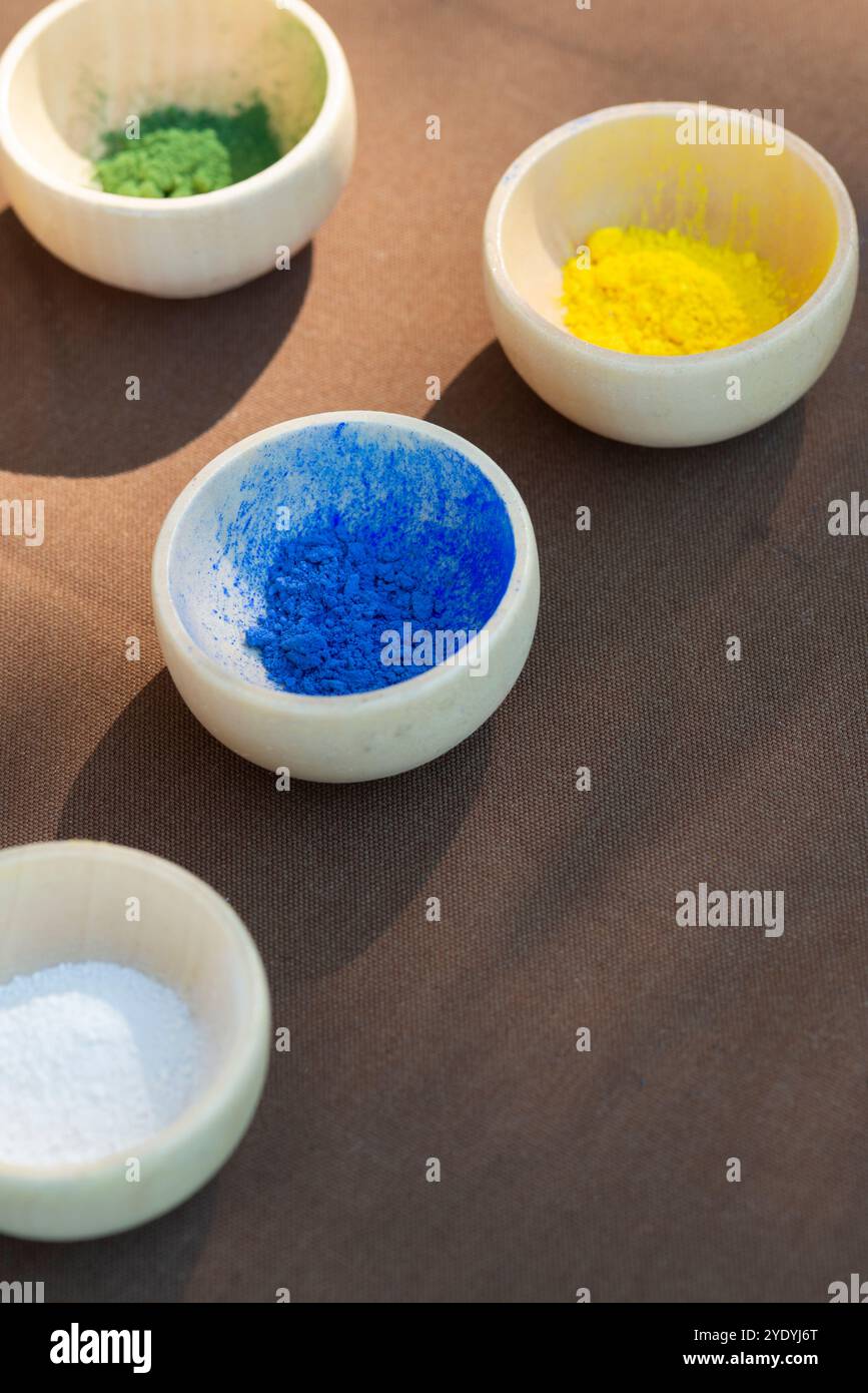 Various Artist Pigment Colors Stock Photo - Alamy