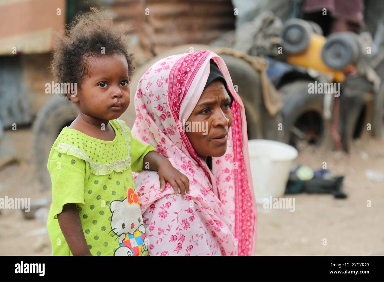 Yemeni children in Yemen's southwestern city of Taiz are exposed to an ...