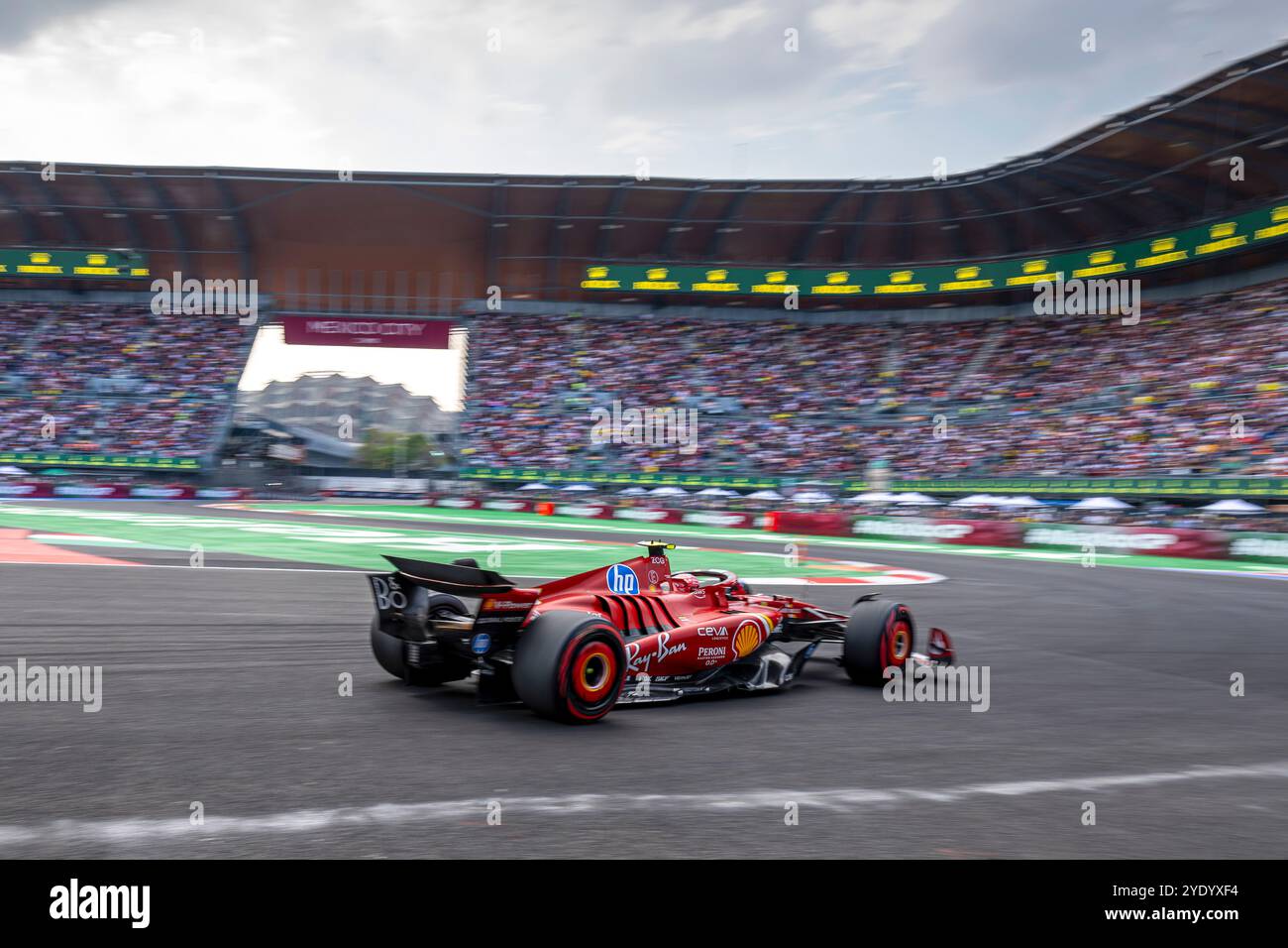 Carlos sainz f1 2024 mexico hi-res stock photography and images - Alamy