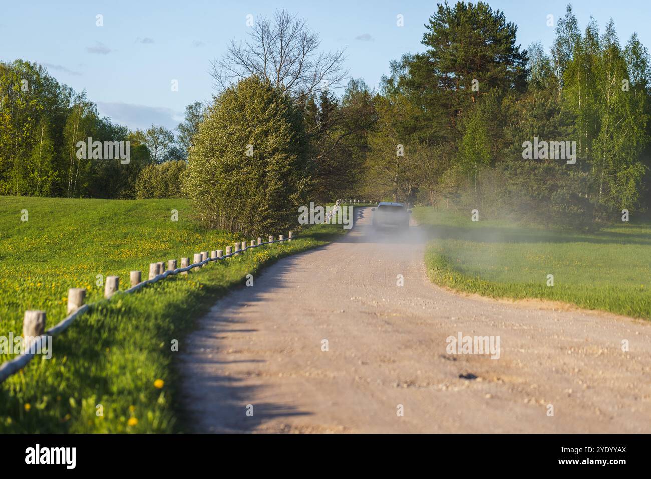 Fence wooden dusty landscape hi-res stock photography and images - Alamy