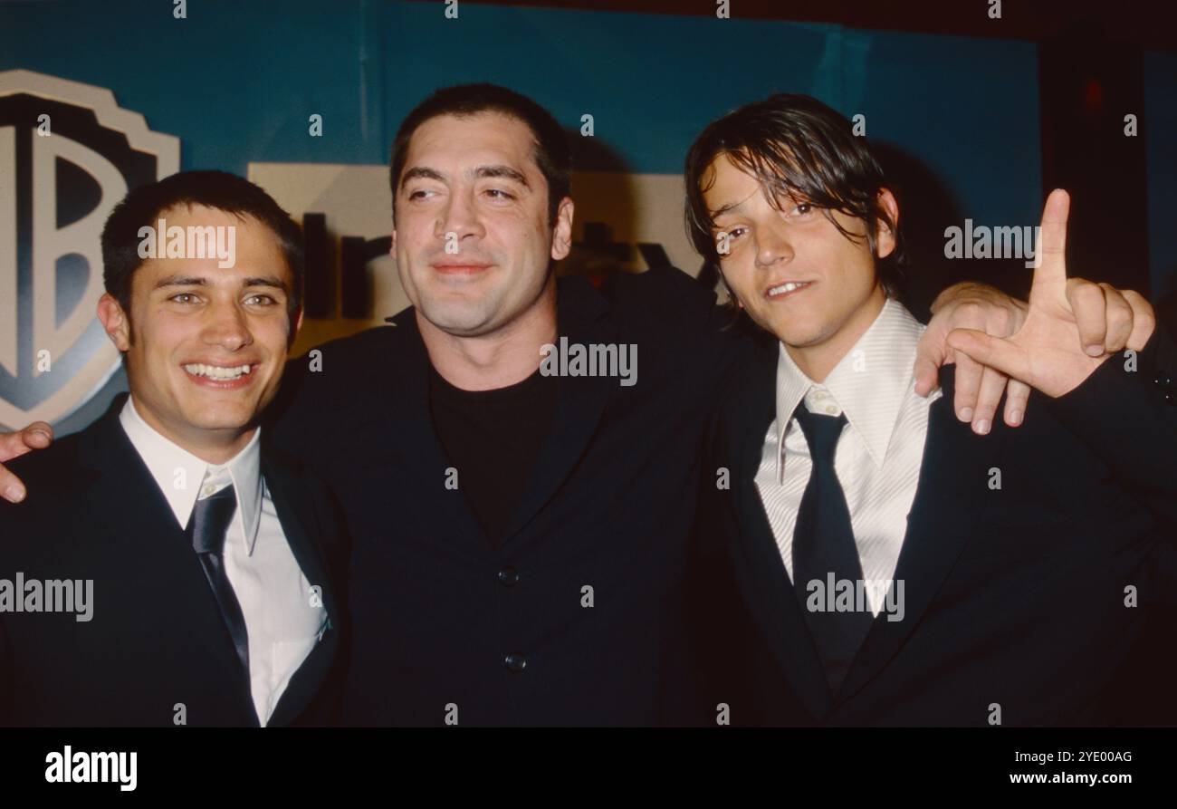 Gael Garcia Bernal Criancas Gael Garcia Bernal Diego Luna Hi Res Stock