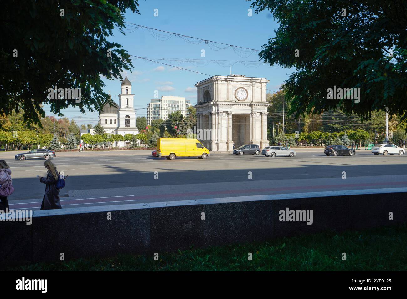 Chisinau arch hi-res stock photography and images - Alamy