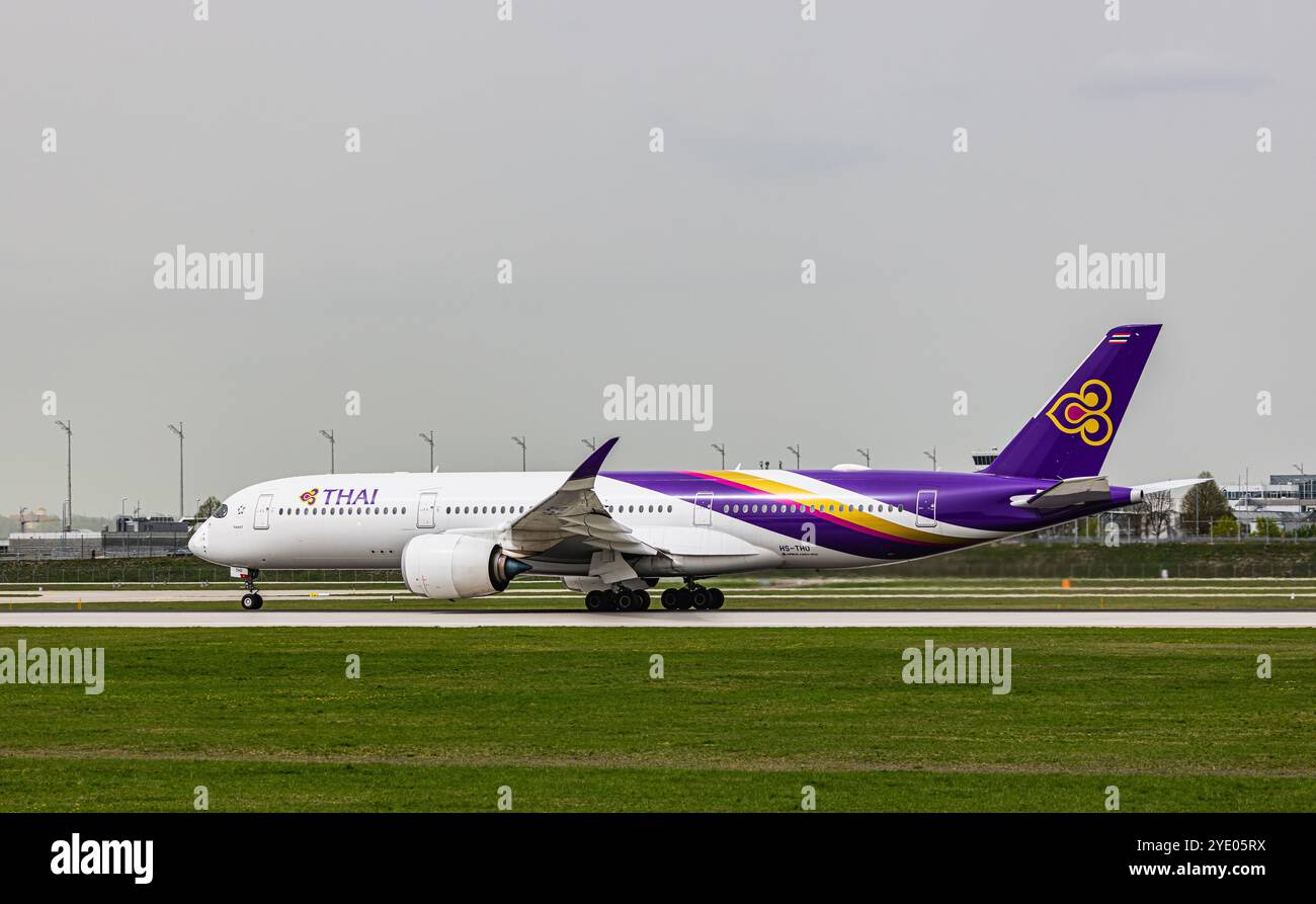 Munich, Germany, 9th Apr 2024: A Thai Airways Airbus A350-941 takes off ...