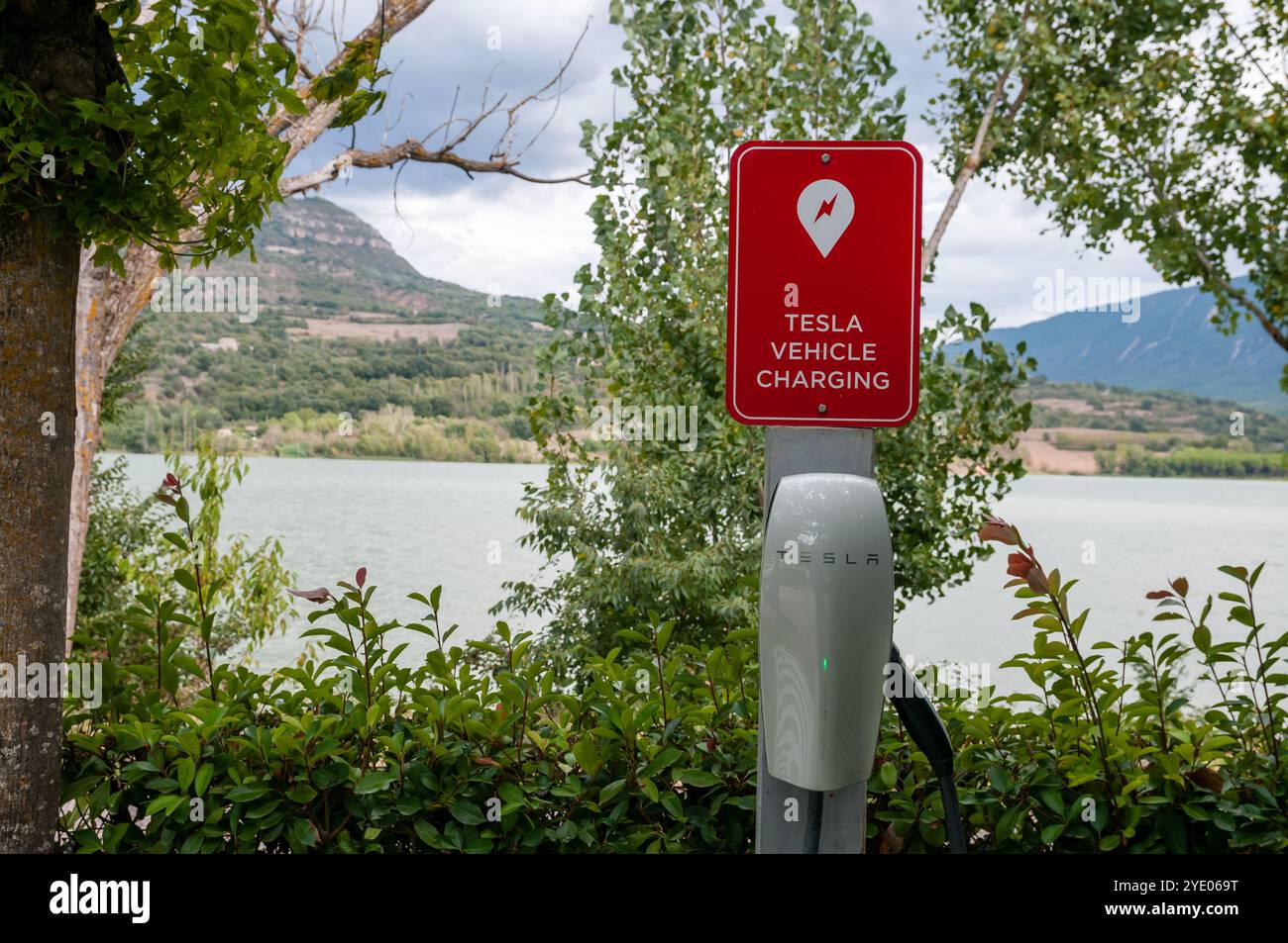 Charging stations spain hi-res stock photography and images - Alamy
