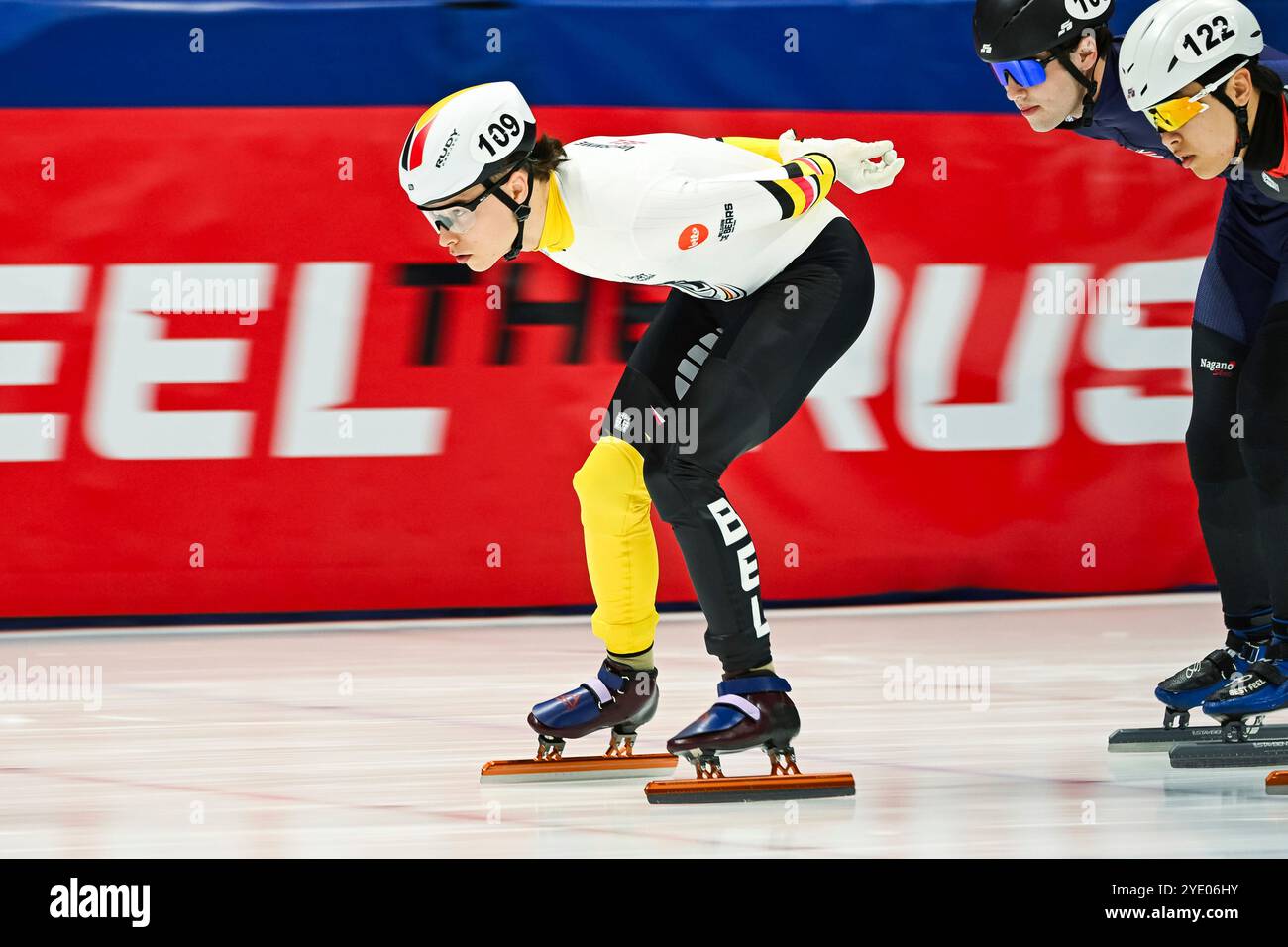MONTREAL, QC - OCTOBER 25: Warre Van Damme (BEL) races at ISU Short ...