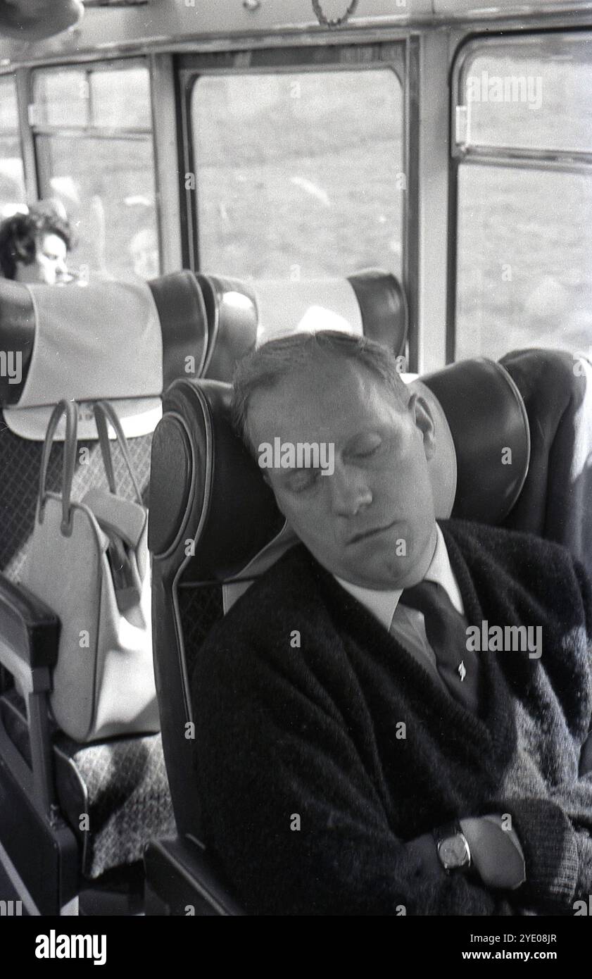 Sleeping coach hi-res stock photography and images - Alamy