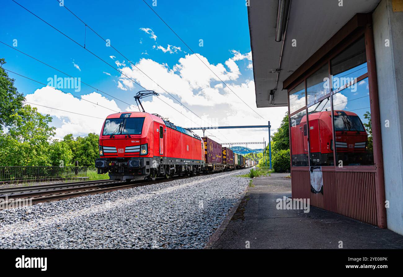 Böztal, Switzerland, 19th May 2024: A German railway Vectron electric ...