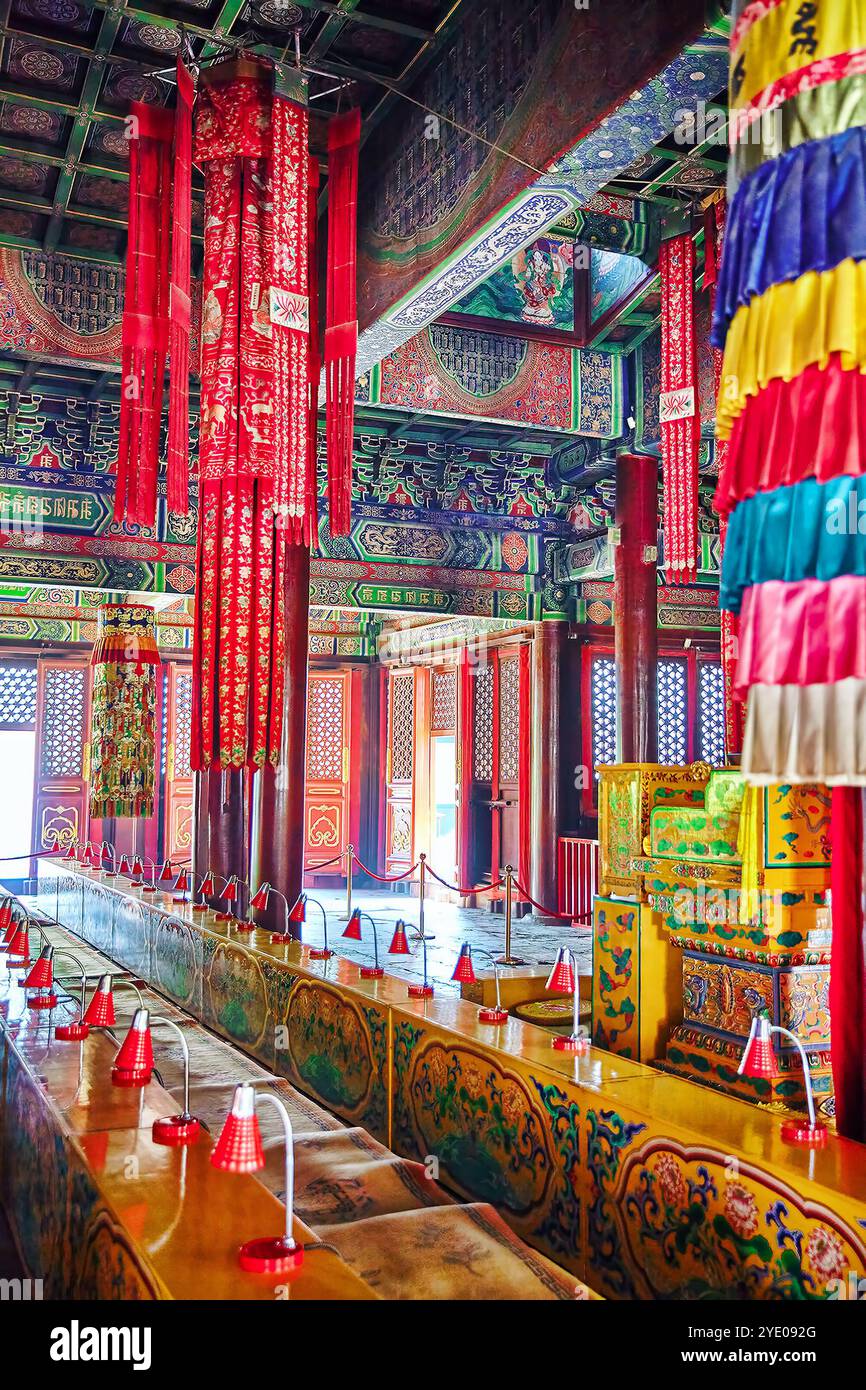 Interior view of Yonghegong Lama Temple.Beijing Stock Photo - Alamy