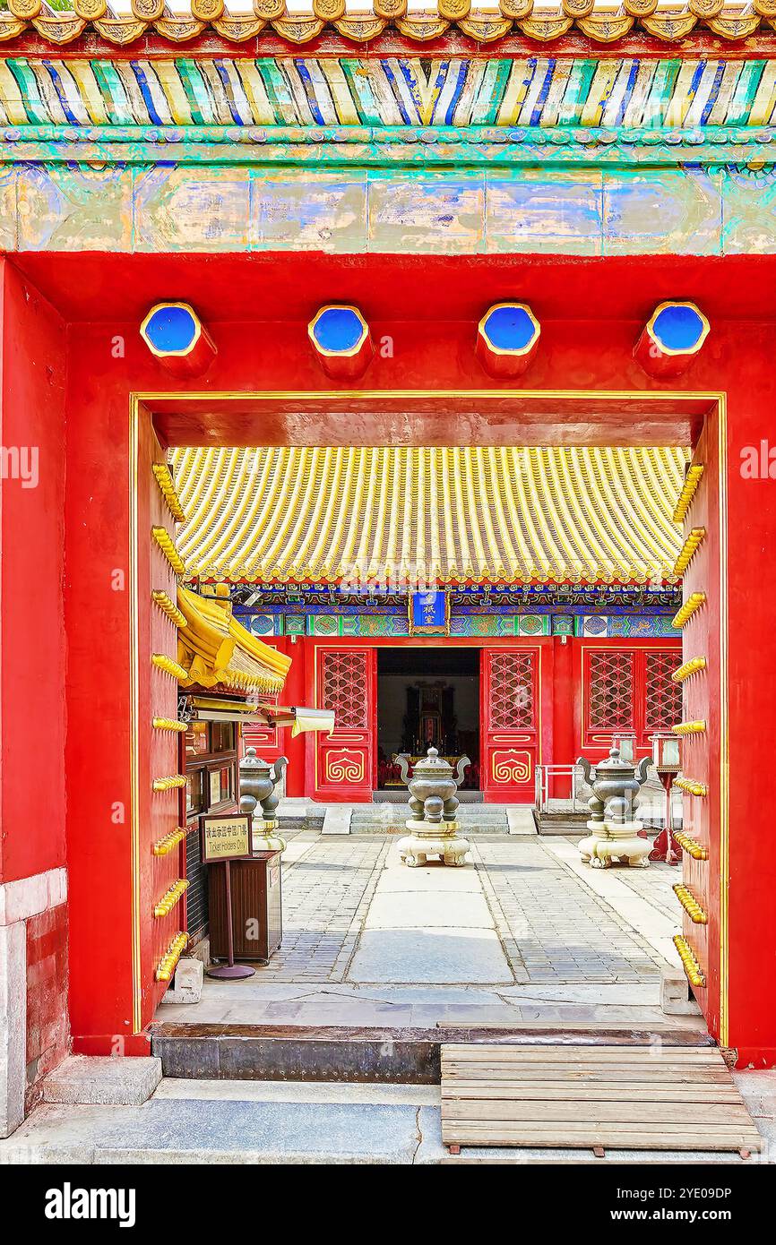 Temple of Earth (also referred to as the Ditan Park), Beijing ...