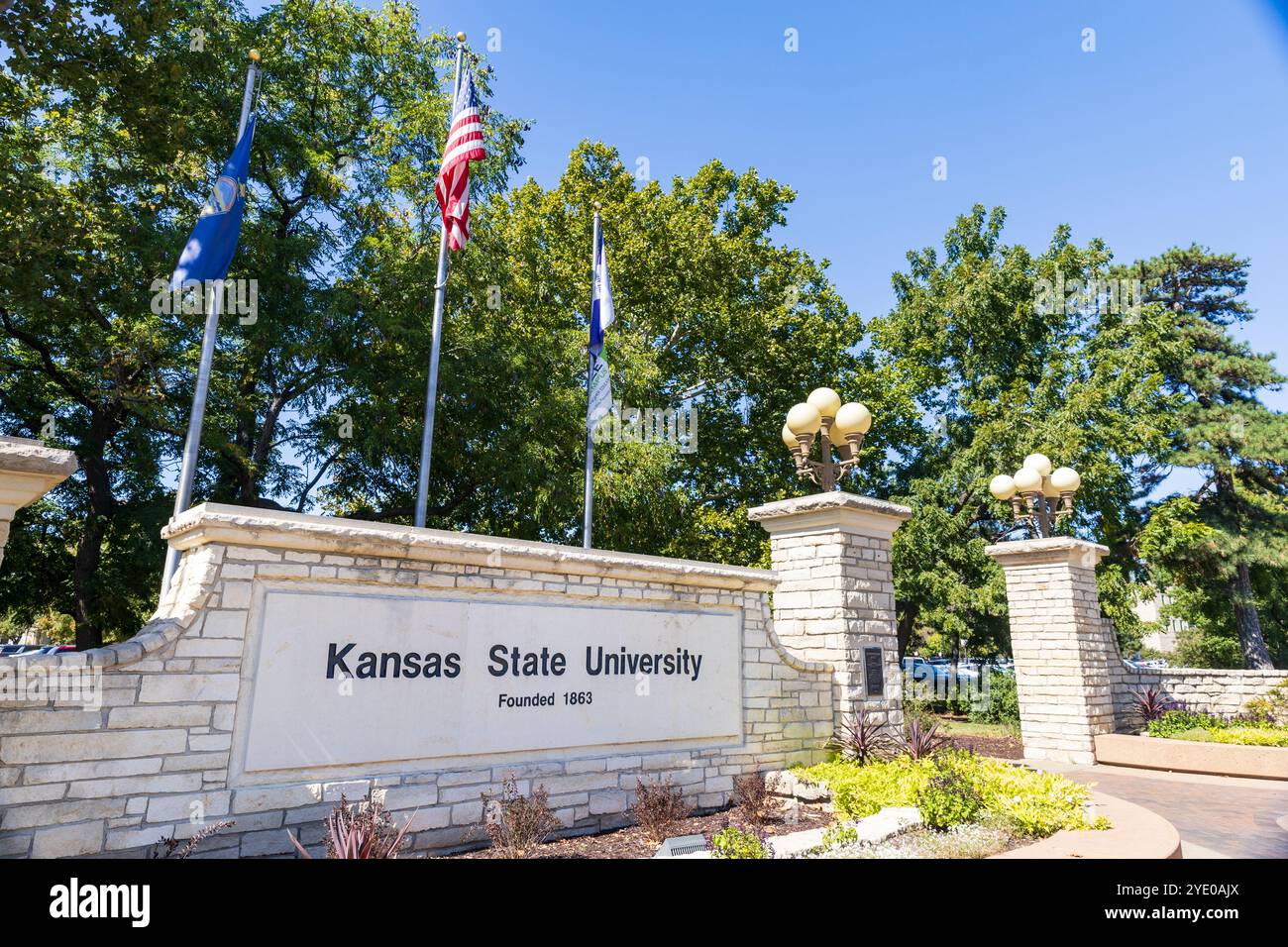 Kansas university flag hi-res stock photography and images - Alamy