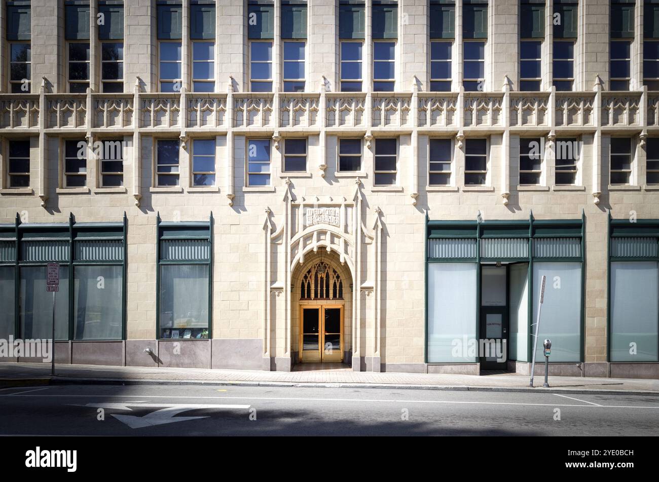 Historic medical building hi-res stock photography and images - Alamy