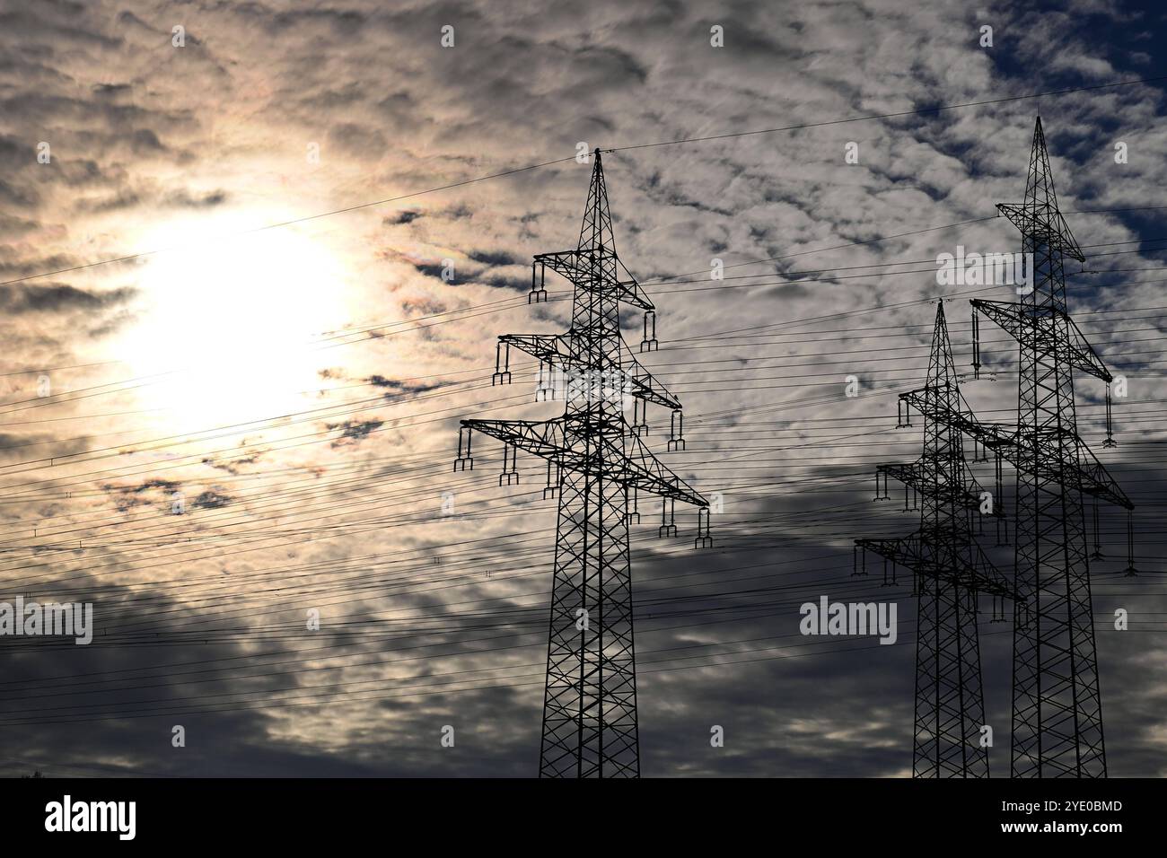 Strommasten,Stromleitungen. *** Power poles, power lines Stock Photo ...