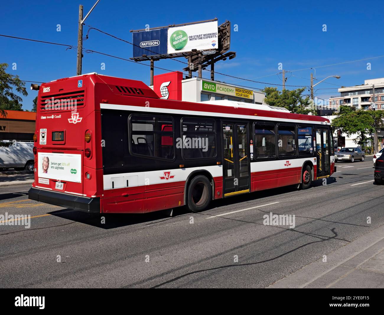 Toronto public transit hi-res stock photography and images - Alamy