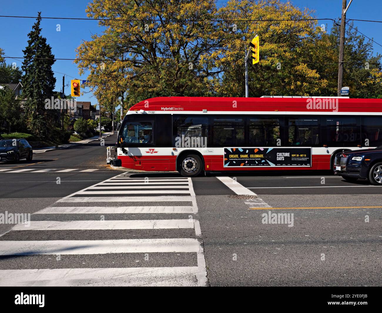 Toronto Canada / A TTC Bus on Avenue Road, North York, Toronto Stock ...