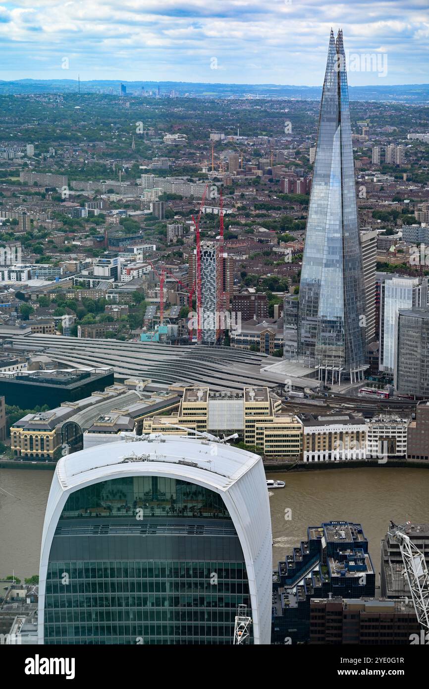 Shard skyscraper with its futuristic glass arrow spire facade viewed ...