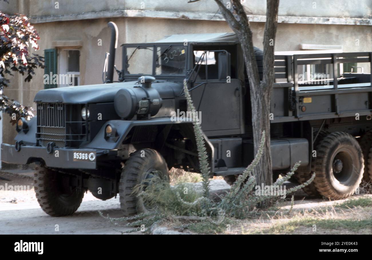 1982 invasion lebanon beirut hi-res stock photography and images - Alamy