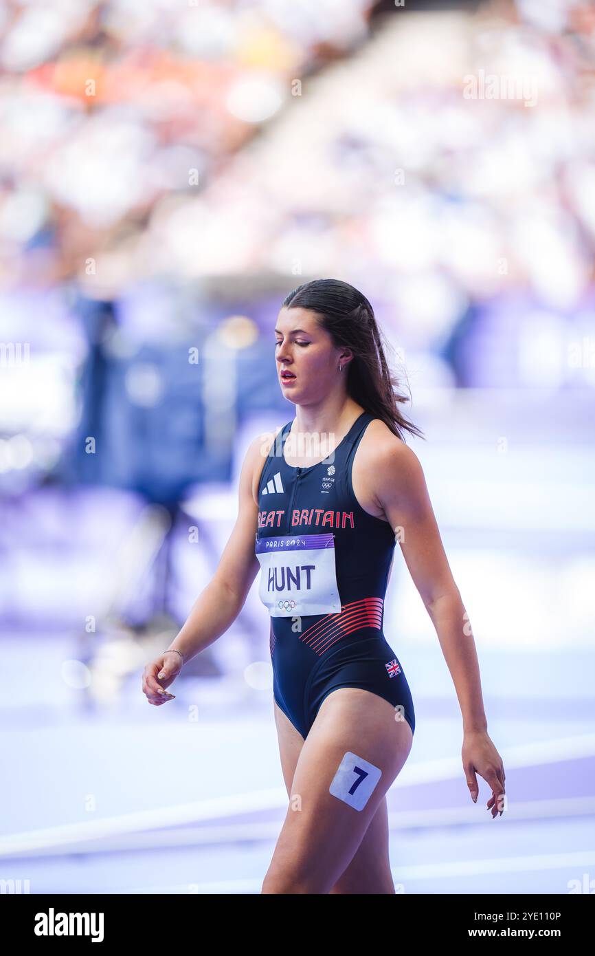 Amy hunt paris hi-res stock photography and images - Alamy