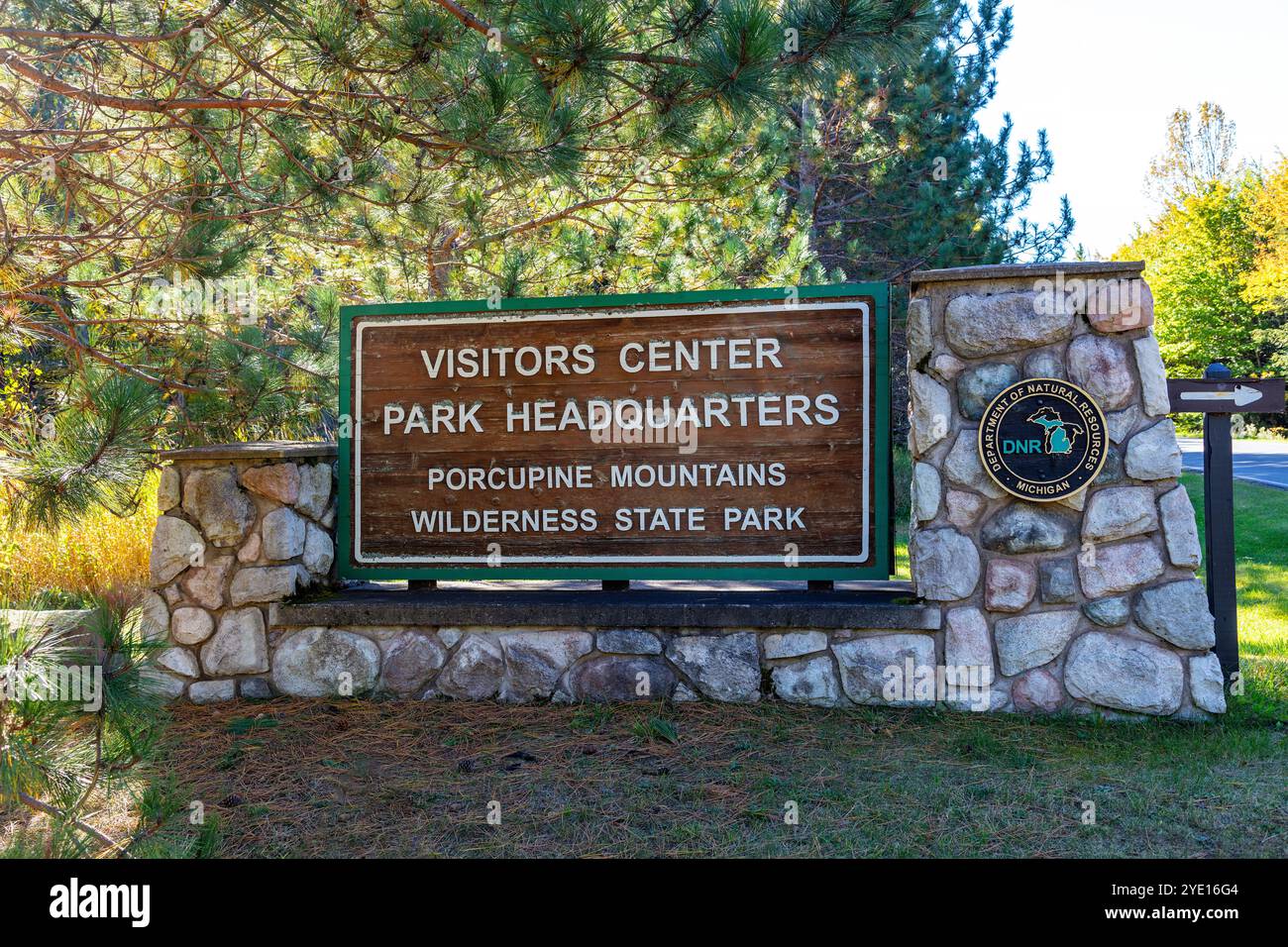 Porcupine Mountains Wilderness State Park, Upper Peninsula, Autumn ...