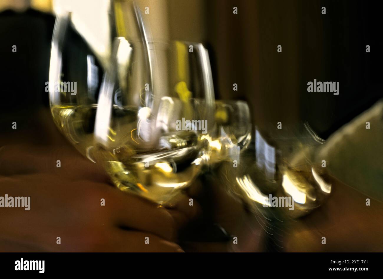 Celebrating and toasting hi-res stock photography and images - Alamy