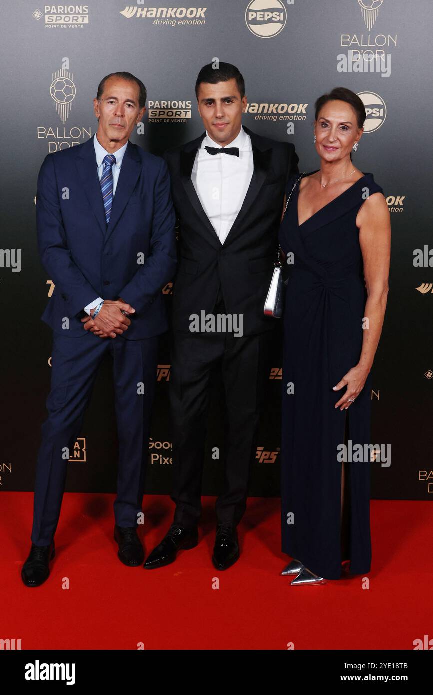 Rodrigo Hernandez Bibula Cascante aka Rodri and his parents arriving at the Ballon d Or 2024 ...