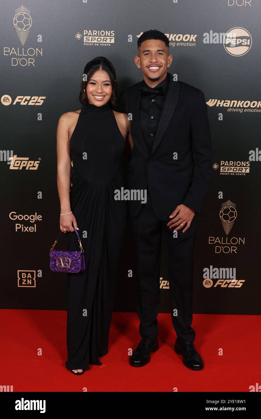 Savio Moreira de Oliveira aka Savinho and his wife Anna Carolina ...