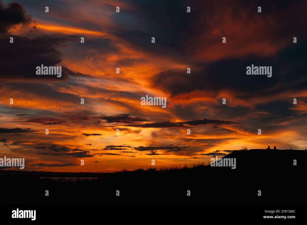 Stunning sunset colors hi-res stock photography and images - Alamy