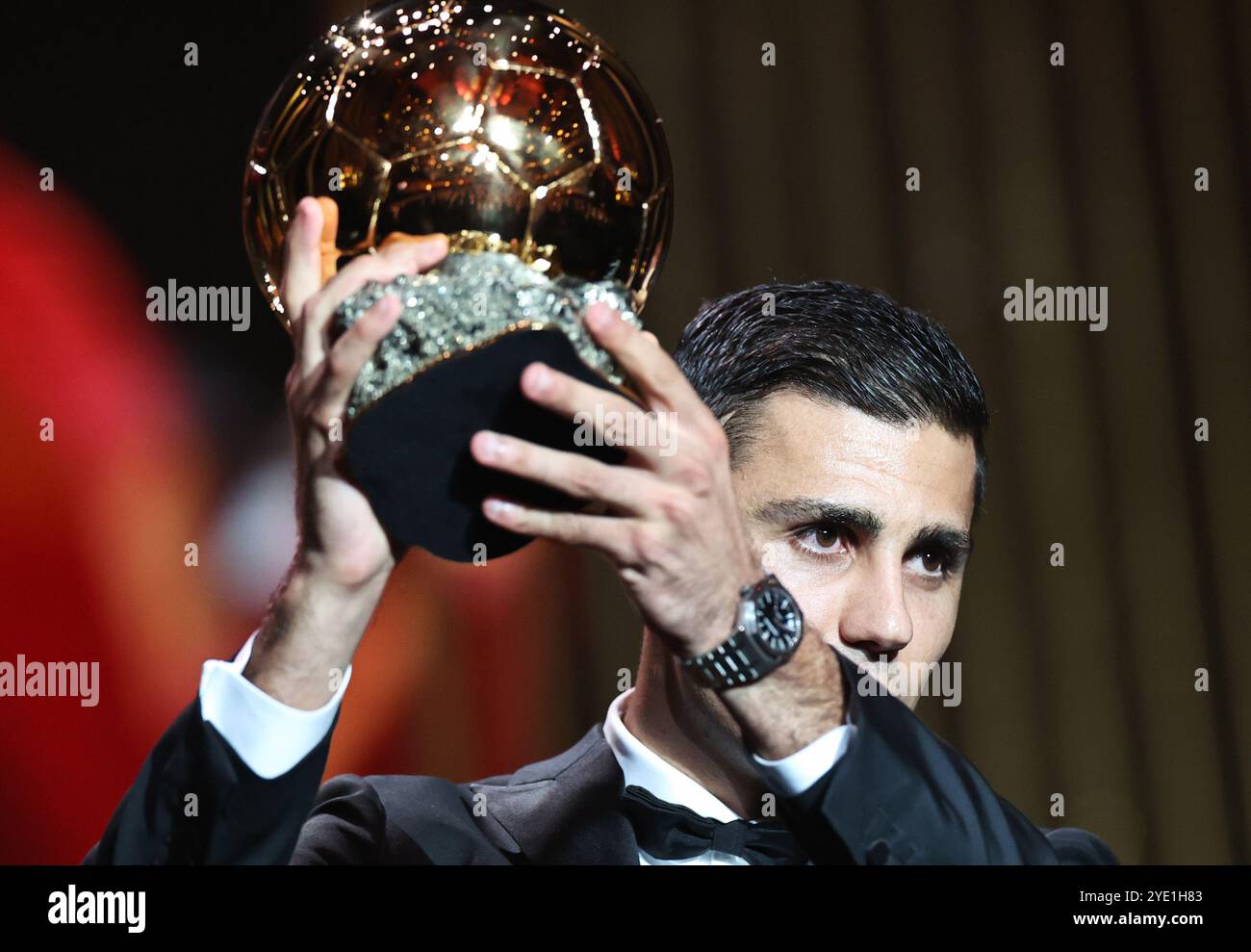Paris, France. 28th Oct, 2024. Manchester City's Spanish player Rodri ...