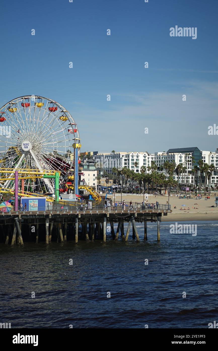 Pacific park with ferris wheel on the santa monica pier hi-res stock ...